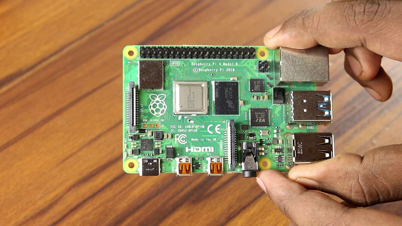 Building a Powerful PC Using Raspberry Pi 4 - GEEKY SOUMYA