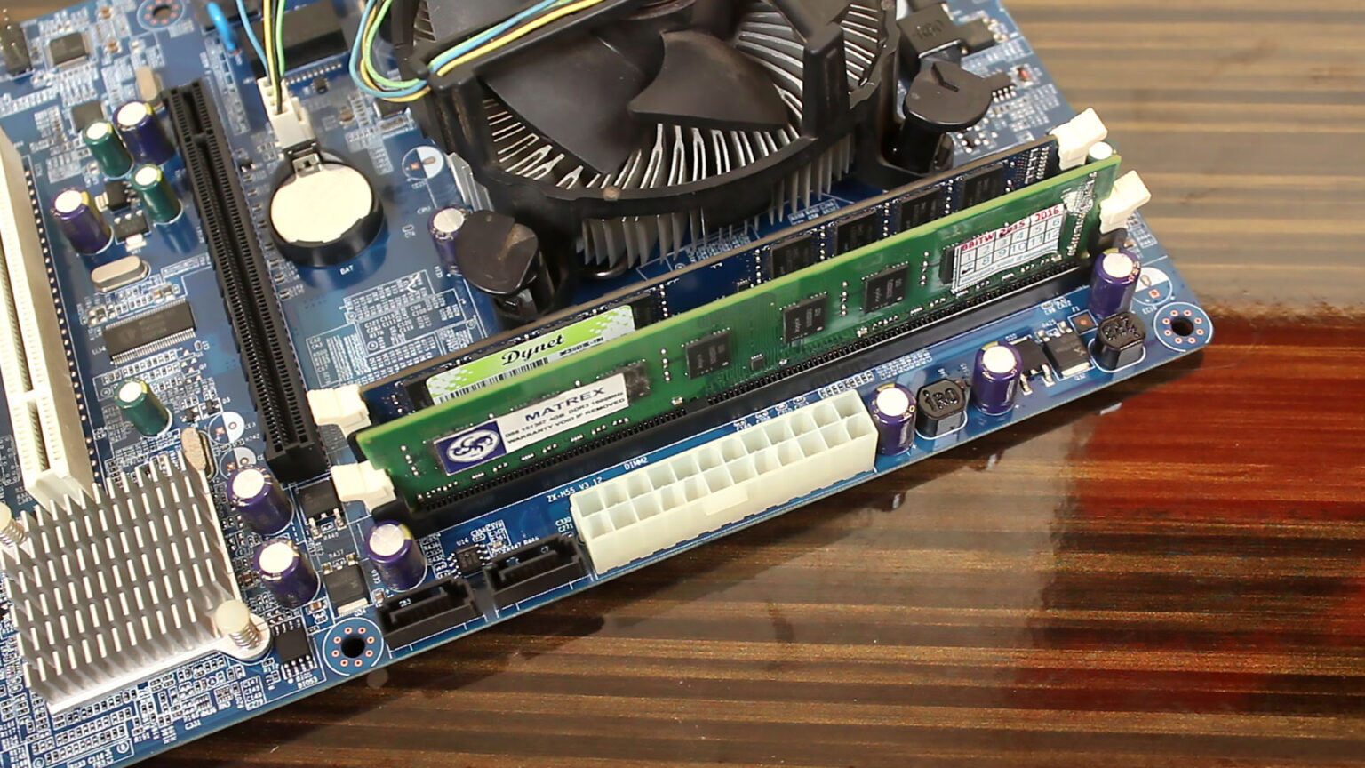 How to Check Available RAM Slots in Windows? - GEEKY SOUMYA
