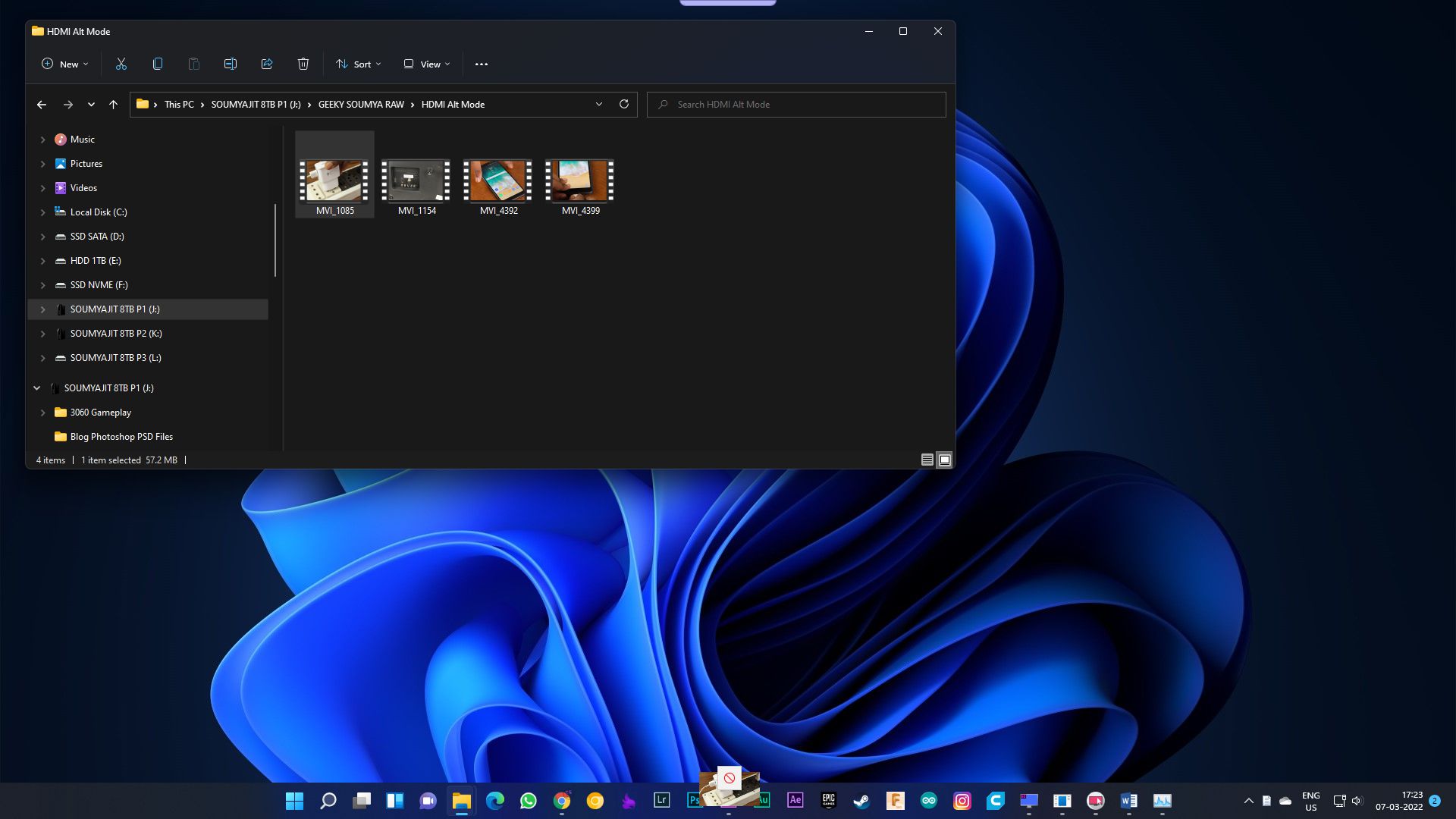 How to Drag and Drop Files onto the Windows 11 Taskbar! - GEEKY SOUMYA