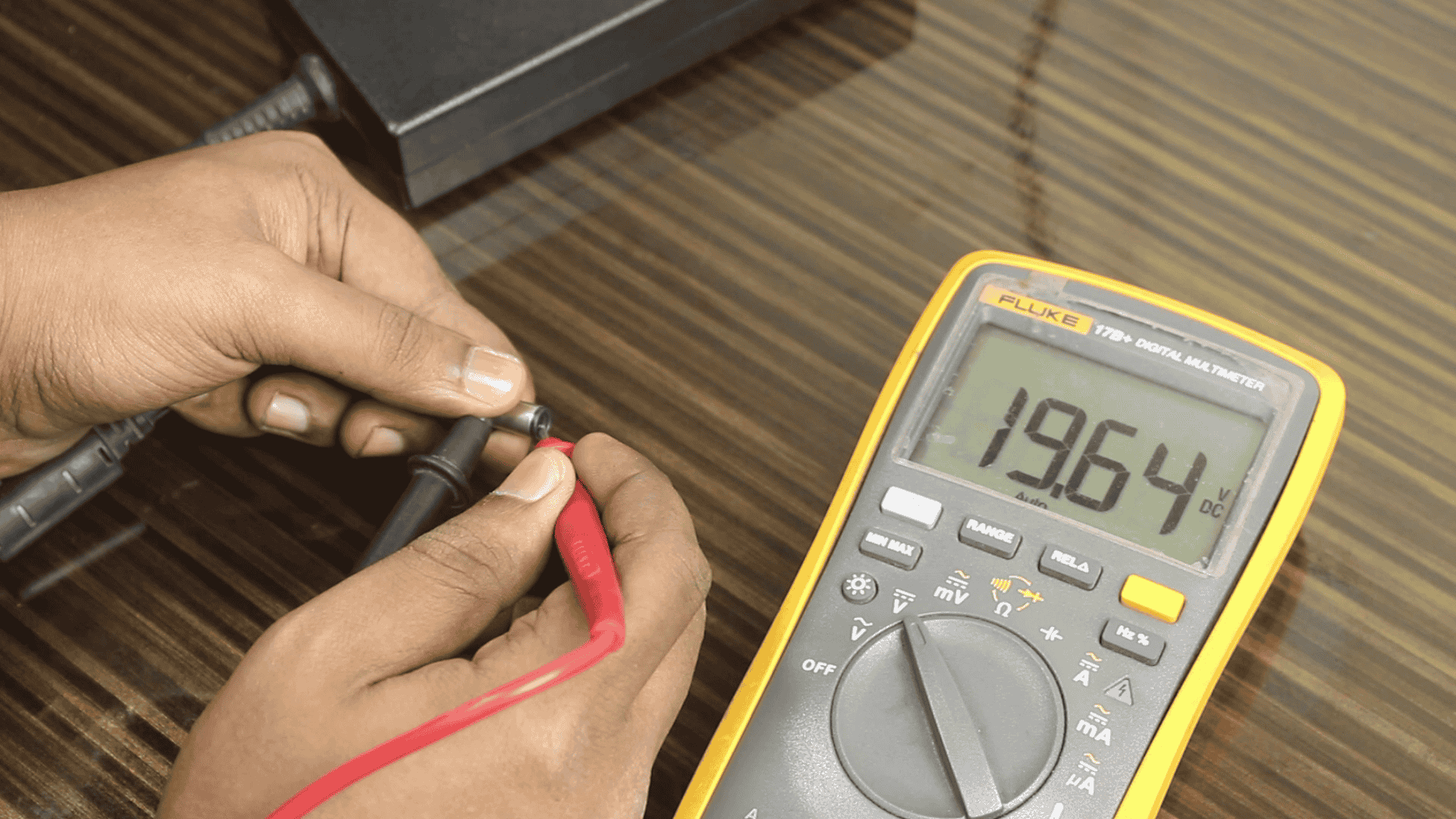 Laptop Battery Not Charging: How to Fix? - GEEKY SOUMYA