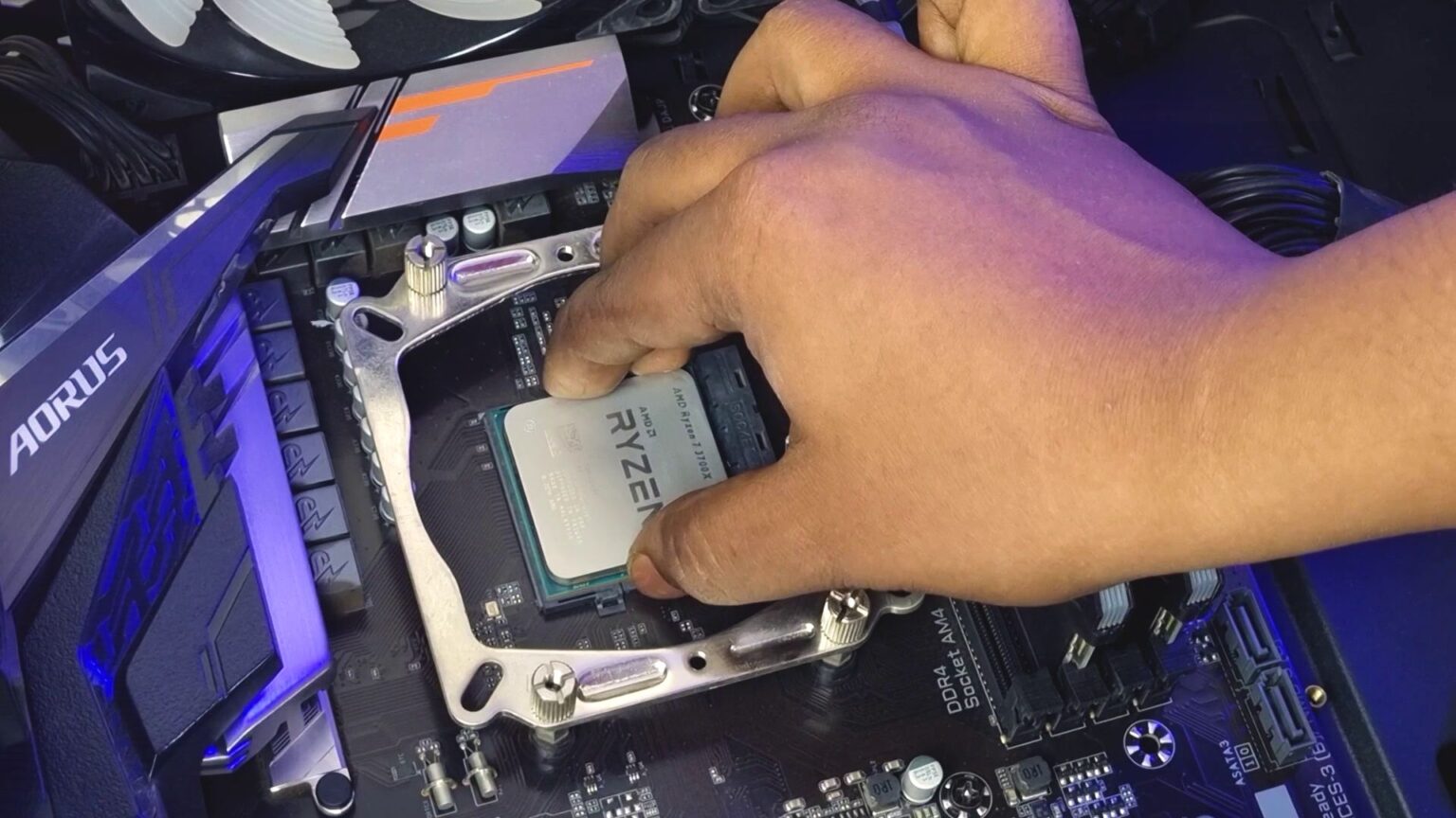 Why we don't have 128-bit CPUs? 64bit Vs 128Bit CPUs - GEEKY SOUMYA